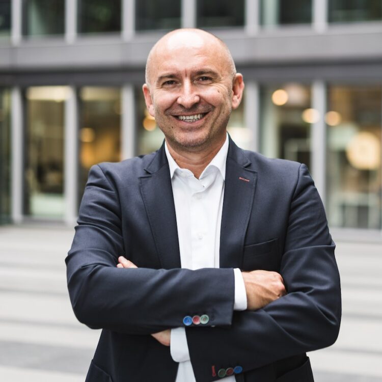 "Man muss auffallen, auffallen, auffallen" - Aktuelle Nachrichten aus ...